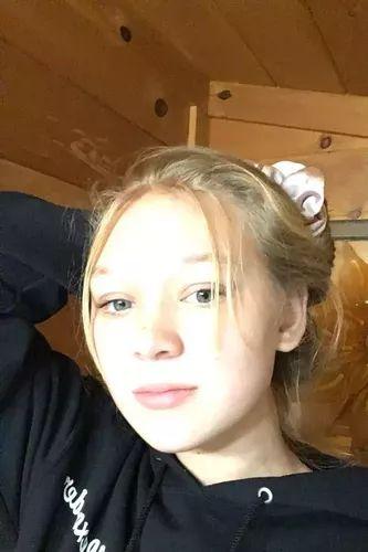 红叶故事 | Jessie A