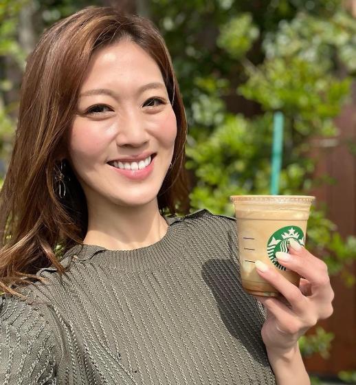 红叶故事 | Dongy