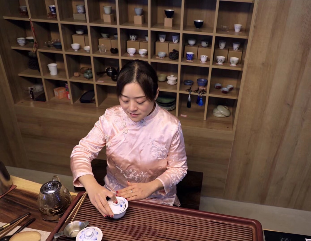 红叶故事 | Emma zhou